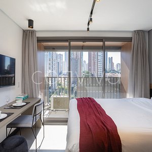 LUM1008 Studio moderno com varanda e lazer SP